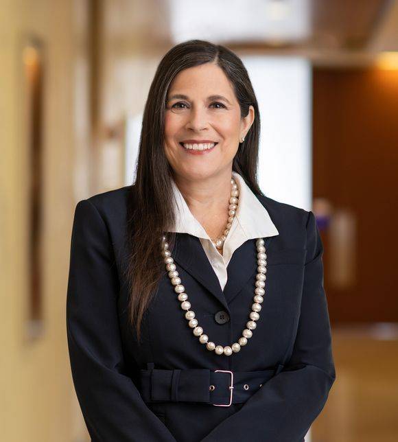 Partner Debbie Berman Named a 2024 Notable Nonprofit Board Leader by ...