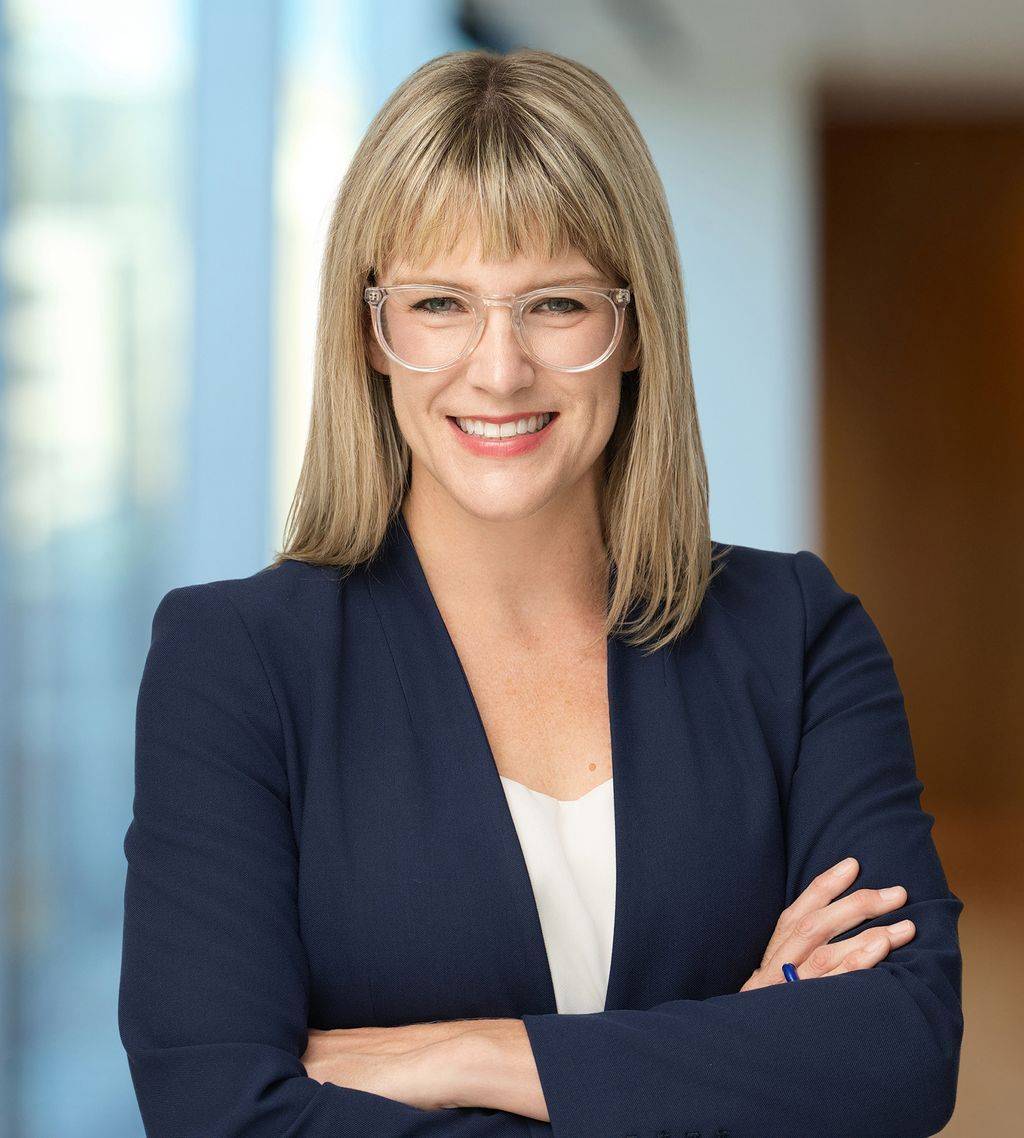 Betsy Henthorne | Jenner & Block LLP | Law Firm