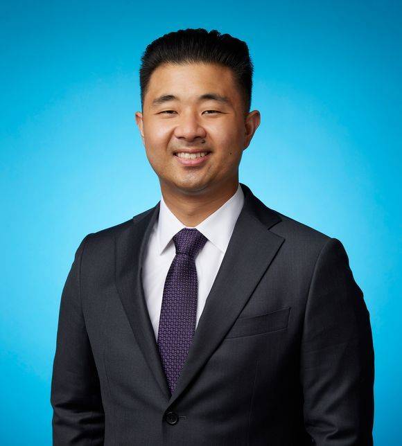 Pro Bono Client Takes Oath of Citizenship | Jenner & Block LLP | Law Firm